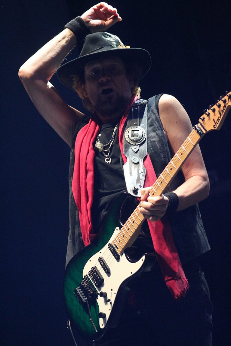 Adrián Smith & Richie Kotzen dieron catedrá en Chile – Sunraymagazine